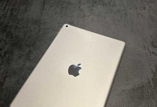 Планшет Apple iPad (2021) 10,2" 64 Gb, Wi-Fi