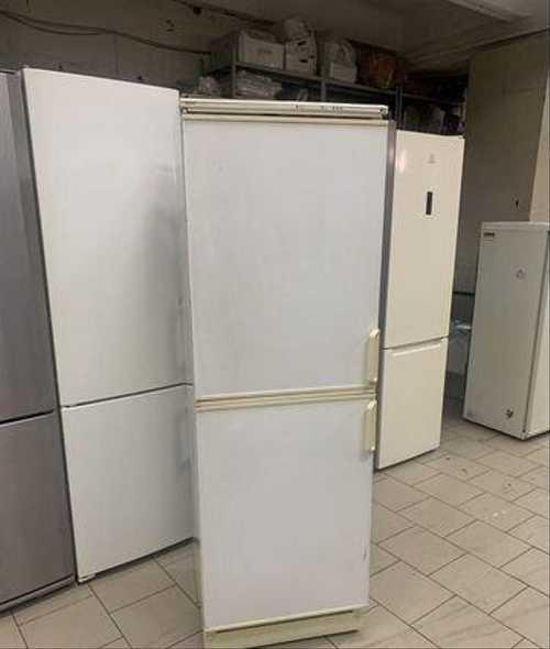 Холодильник б/у Vestfrost KF 350