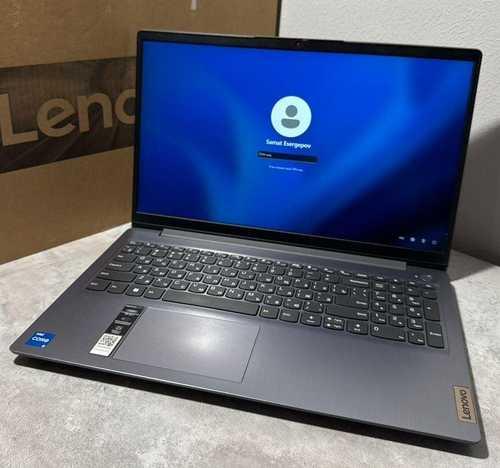 Lenovo 15.6 intel core i5-1235u/8gb ram/512gb ssd