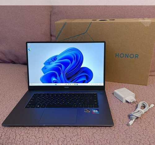 Ноутбук Honor MagicBook 15 BMH-WDQ9HN (Win 11 Pro)