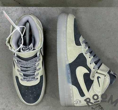 Зимние Nike Air Force 1 Mid reigning champ 44EU