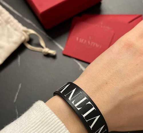 Браслет Valentino Garavani оригинал