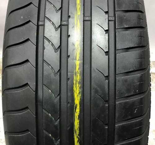 Goodyear EfficientGrip 245/45 R18 100Y