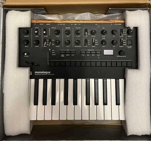 Синтезатор Korg monologue BK