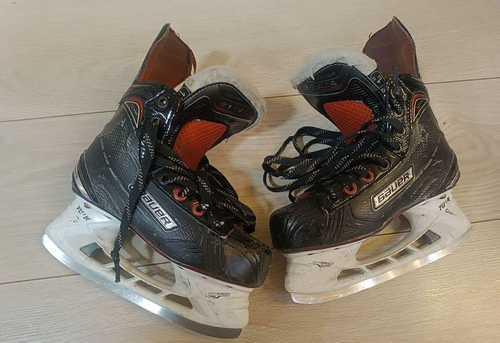 Коньки хоккейные Bauer vapor x700