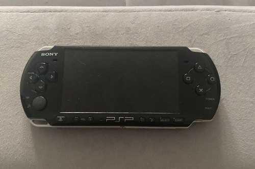 Sony PSP 3008 на запчасти с зарядкой без аккума