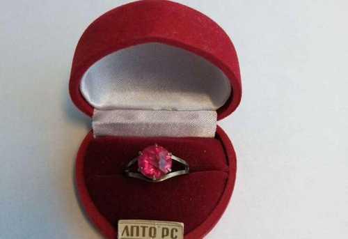 Серебряное кольцо с рубином СССР