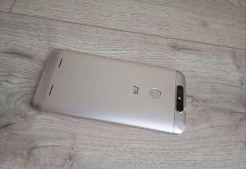 ZTE Blade V8 lite, 2/16 ГБ