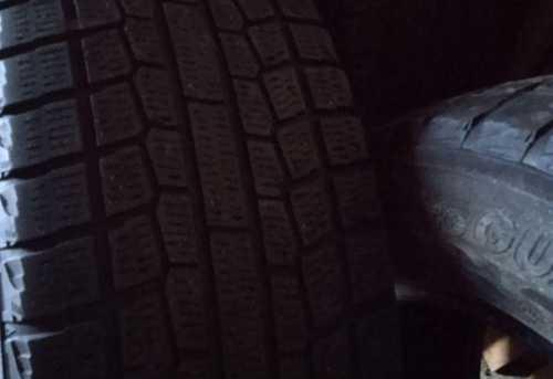Yokohama 104ZR 215/60 R17