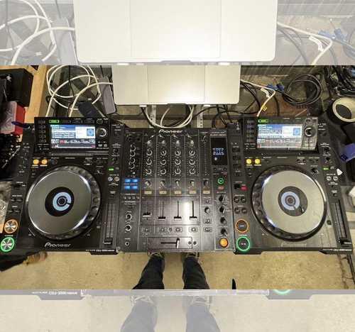 CD проигрыватель pioneer CDJ 2000 Nexus   DJM 800