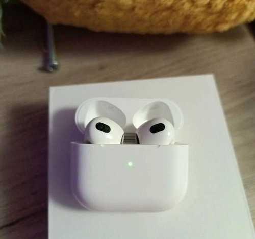 Беспроводные наушники airpods 3