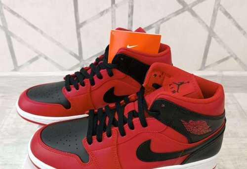 Кроссовки Nike air Jordan 1 mid оригинал