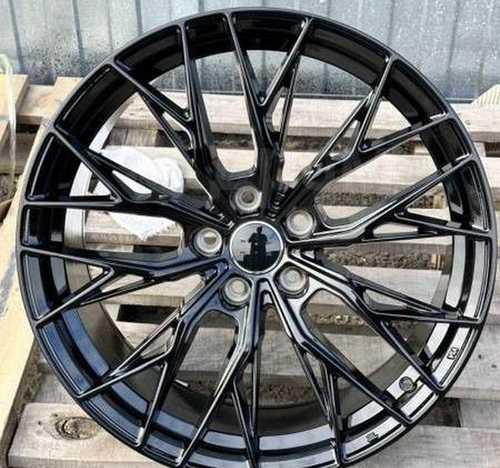 Новые диски R19 5/112 Vossen HF2