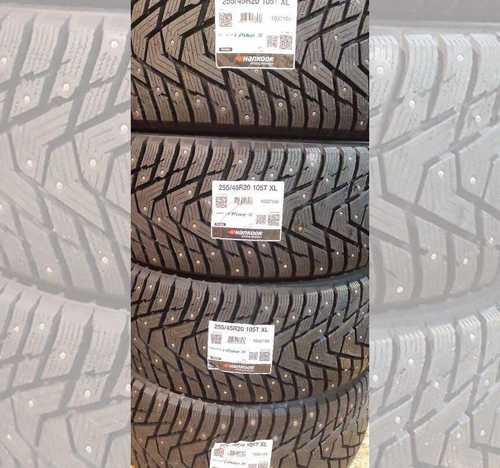 Hankook Winter i'Pike X W429A 255/45 R20 105T