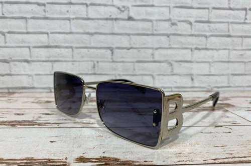 Солнцезащитные очки женские Burberry