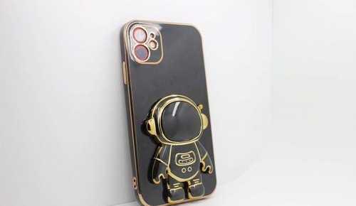 Чехол на iPhone 11 с Подставкой "Космонавт"