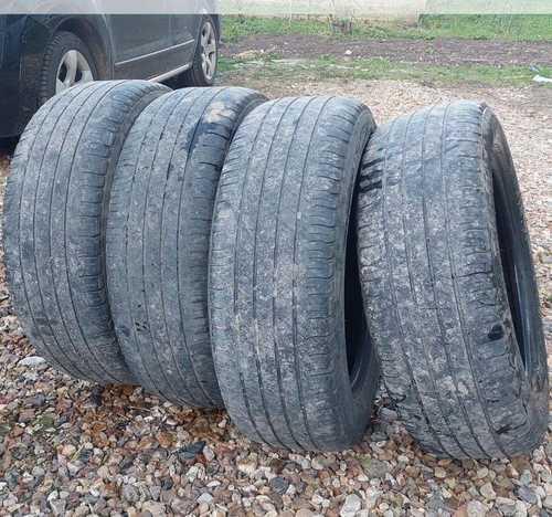 Michelin Latitude Tour HP 215/60 R17 96H