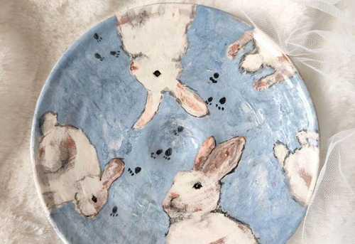 Тарелка "Кролики" керамика ручная работа