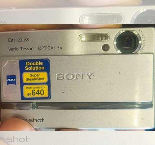 Цифровой фотоаппарат Sony DS T9