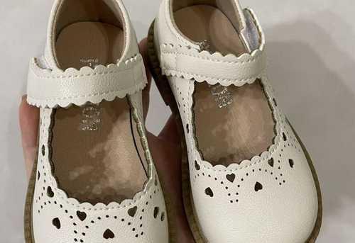 Туфли для девочки новые с мини браком