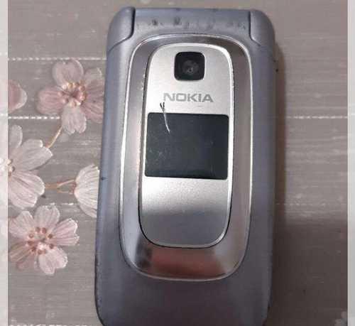 Телефон раскладушка фирмы Nokia б.у