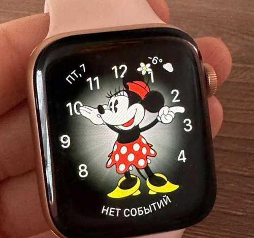 Смарт-часы Apple Watch Series 6, 44 mm