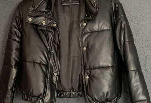 Куртака кожаная демисезонная женская 42 размер