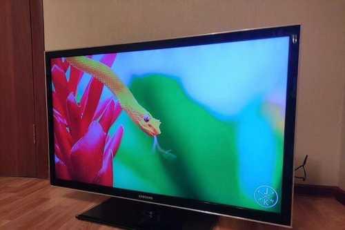 Телевизор Samsung 40'(102см) тоненький 3см