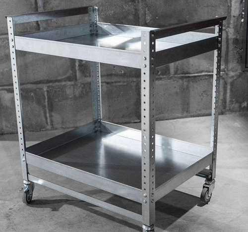 Инструментальная тележка с двумя полками