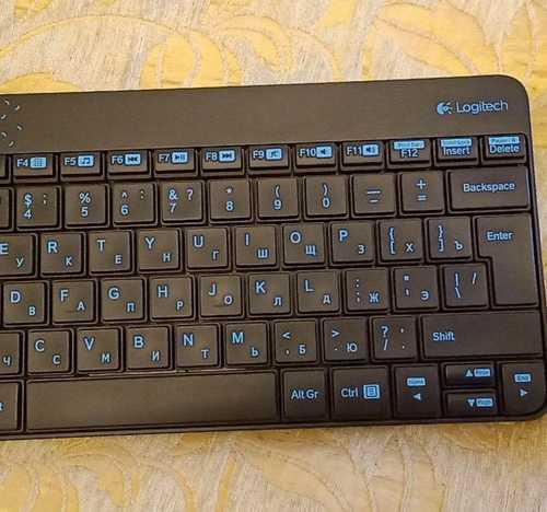 Logitech мышь и клавиатура беспроводные MK240