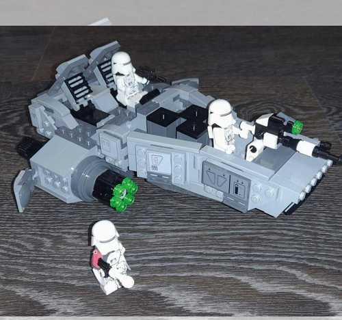 Lego star wars 75100