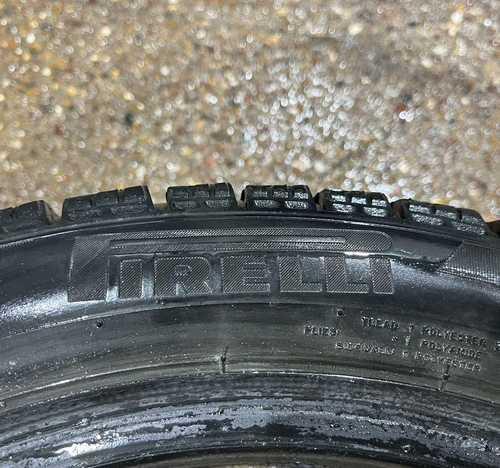 Pirelli Ice Zero 225/45 R17 20T