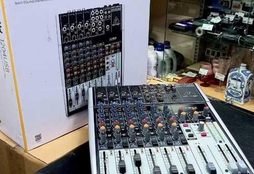 Микшерный пульт Behringer Xenyx X1204USB