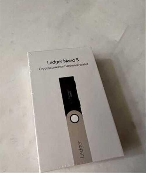 Аппаратный кошелек для криптовалюты Ledger Nano S