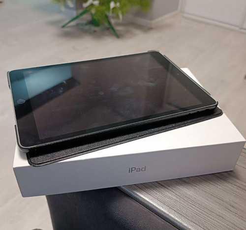 Планшет Apple iPad 2021