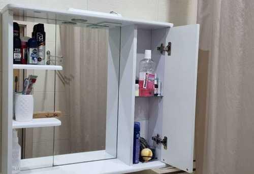 Шкафчик для ванной навесной