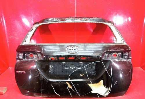 Крышка багажника Toyota Fortuner 2 2015