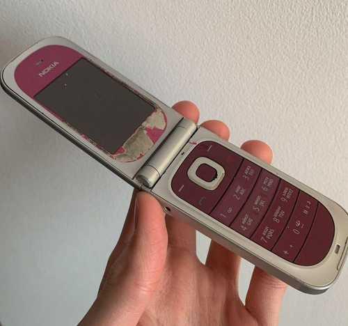 Nokia 7020