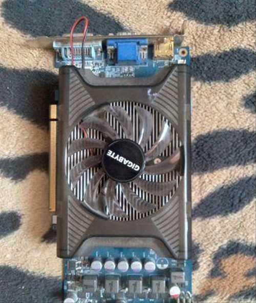 Видеокарта gt 9800 Gigabyte 512 mb