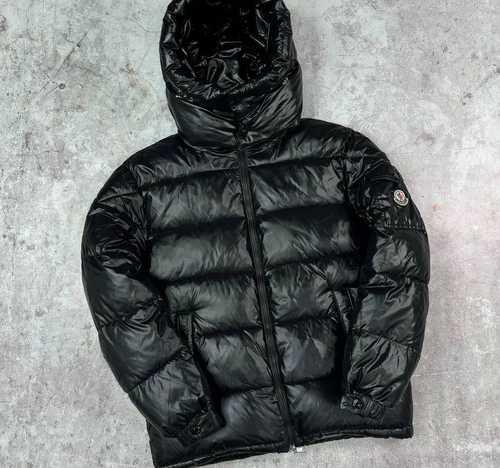 Пуховик moncler