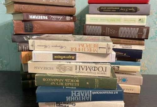 Много разных книг времен СССР