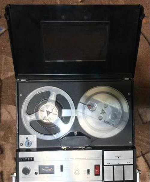 Магнитофон Sony Tapecorder TC-800B