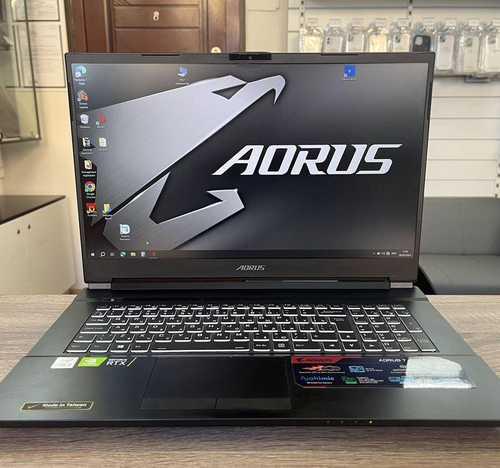 Aorus 7 IPS 145Ghz i7(10) RTX2060/512Gb SSD