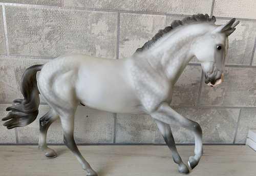 Breyer Catch Me