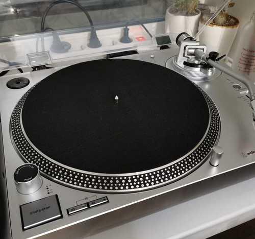 Виниловый проигрыватель Audio-Technica AT-LP120X-U