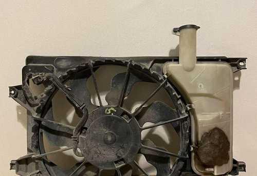 Диффузор радиатора в сборе Kia Ceed jd