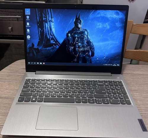 Ноутбук Lenovo Ryzen 3 4300U/8/512 SSD/FullHD