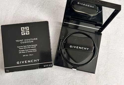 Кушон Givenchy Teint Couture Cushion SPF 20