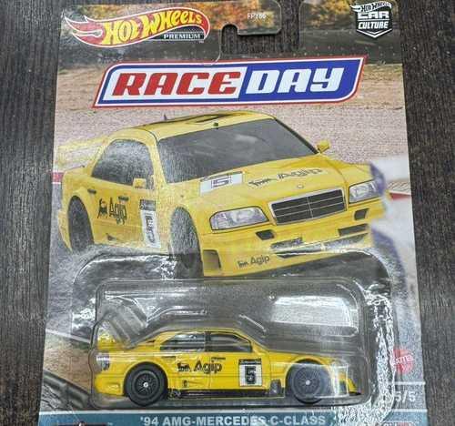 Hot Wheels Premium Race Day