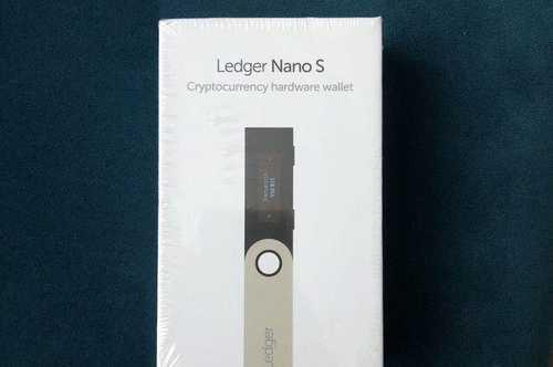 Аппаратный кошелек для криптовалюта Ledger Nano S